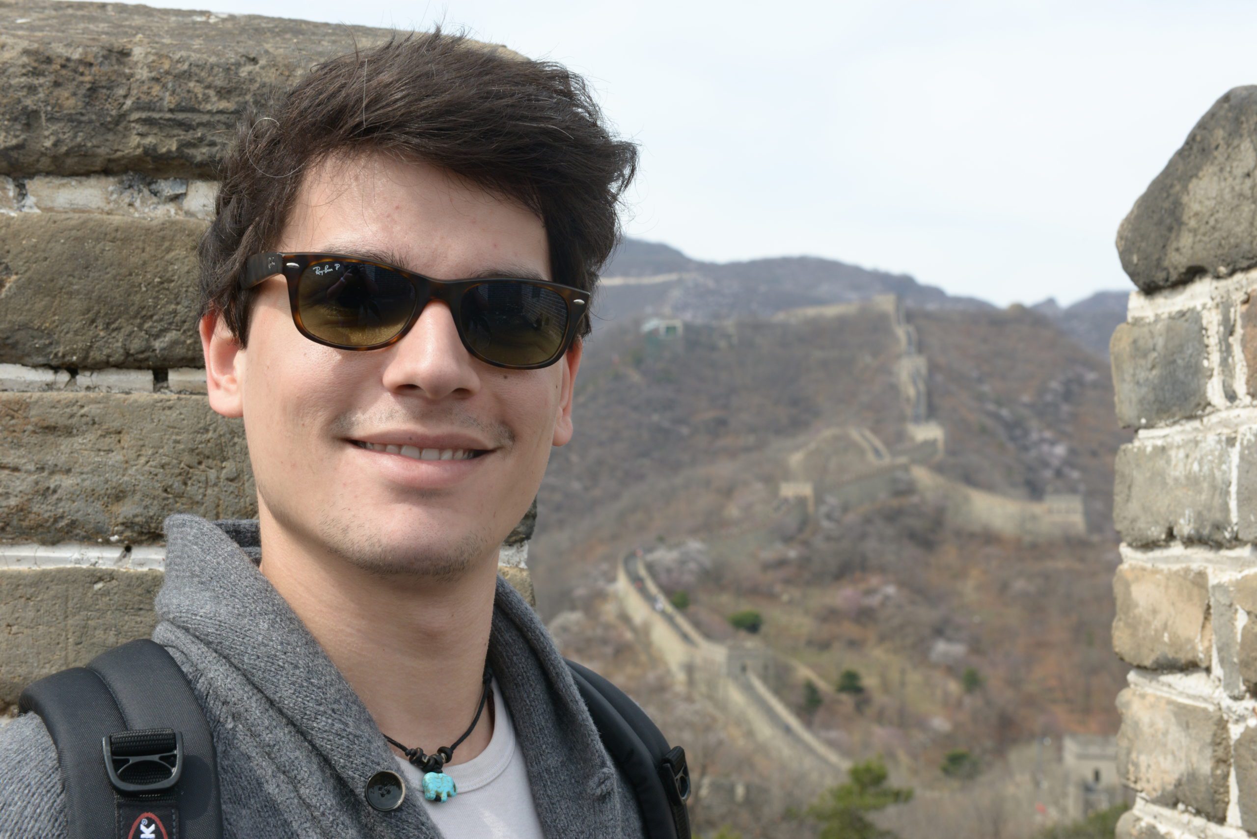 « Je suis l’aventurier de ma famille ! » Le chemin de vie de Romain ...
