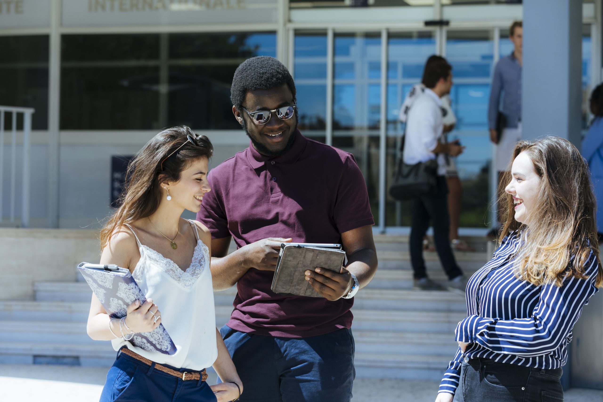 International MBS associations and networks